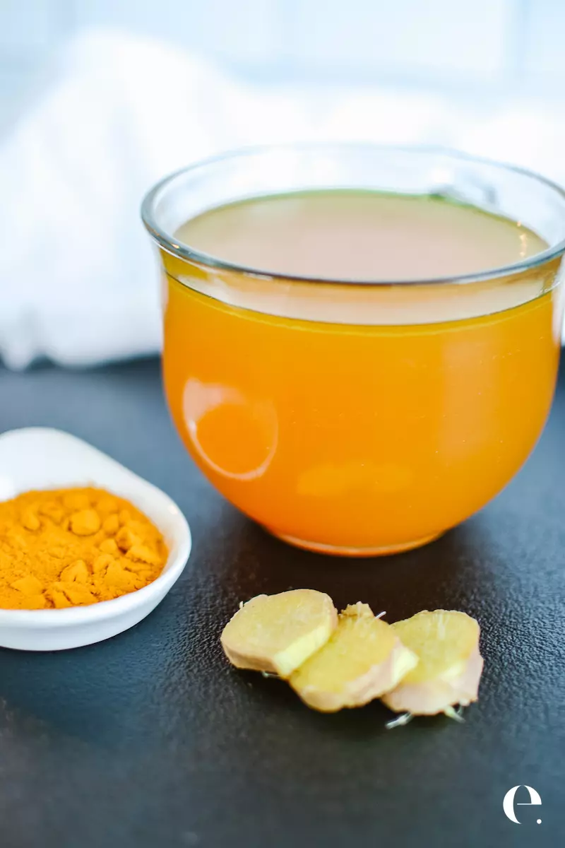 How much turmeric should I add to my bone broth?