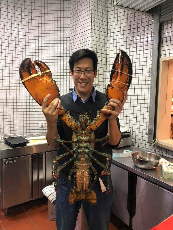 How old is a 15 lb lobster?
