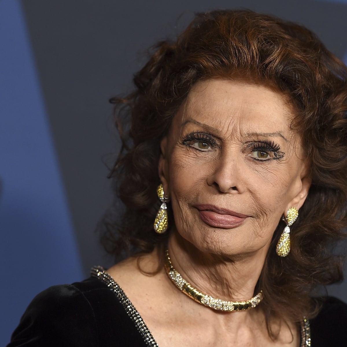 How old is Sofia Loren now?