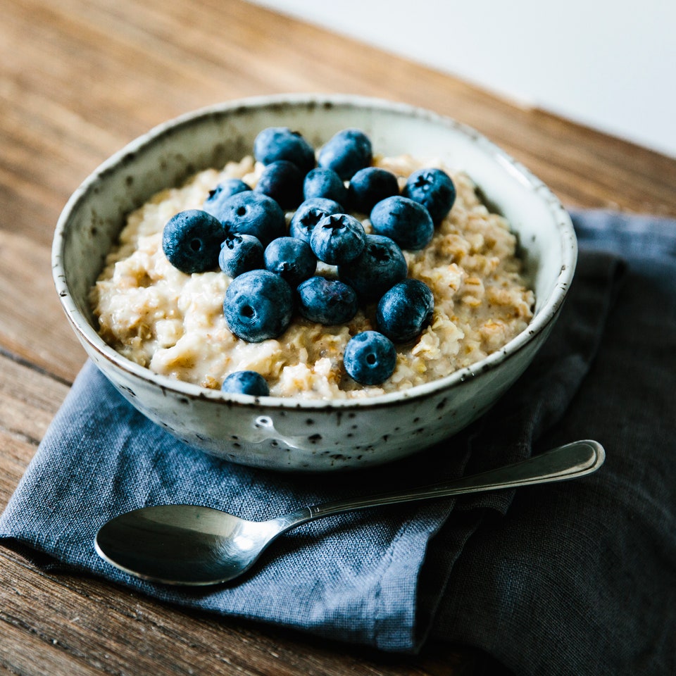 How should you eat oatmeal?