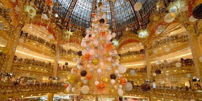 How they celebrate Christmas in France?