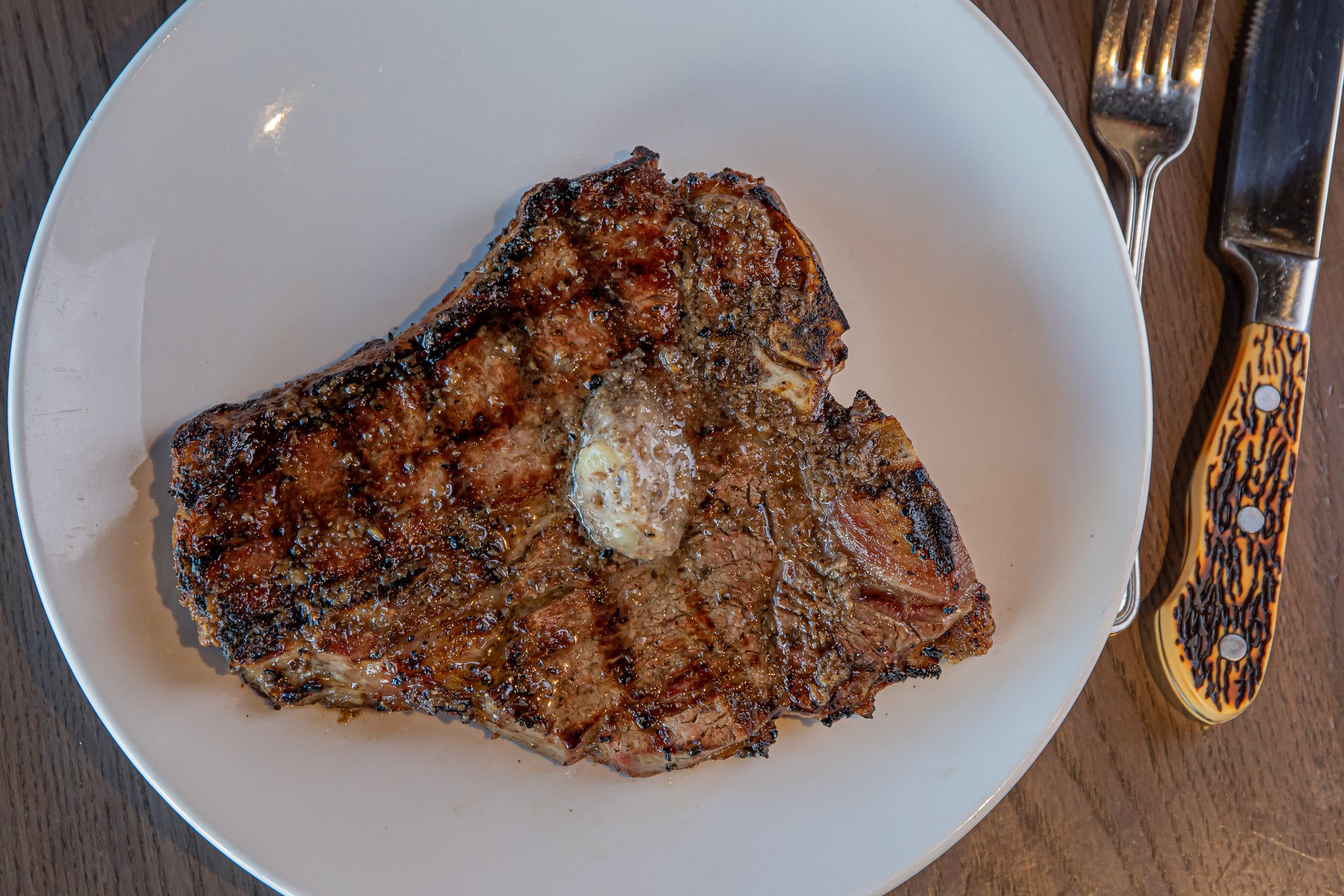 How thick is a 22 oz porterhouse steak?