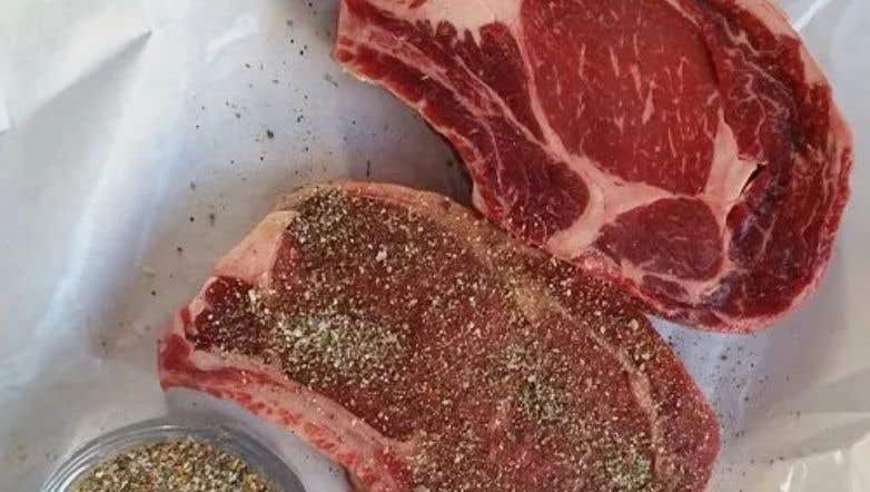 How thick should a ribeye steak before grilling?
