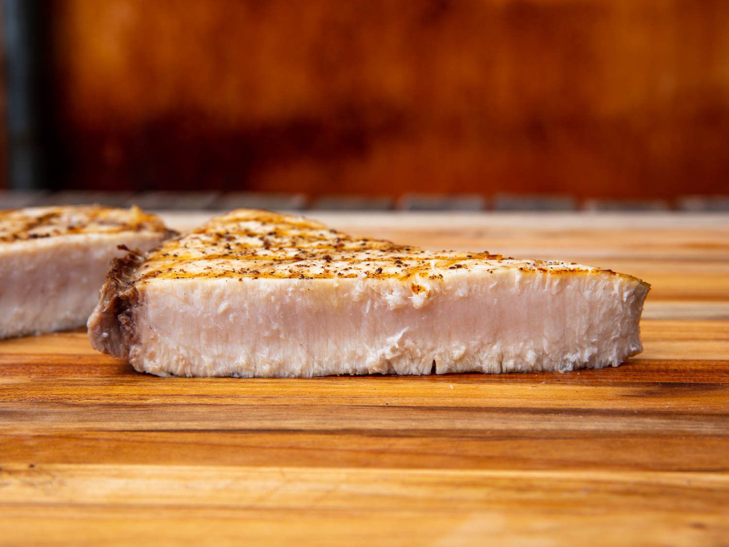 How thick should swordfish steaks be?