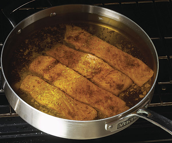 How to cook fish in a pan with olive oil?