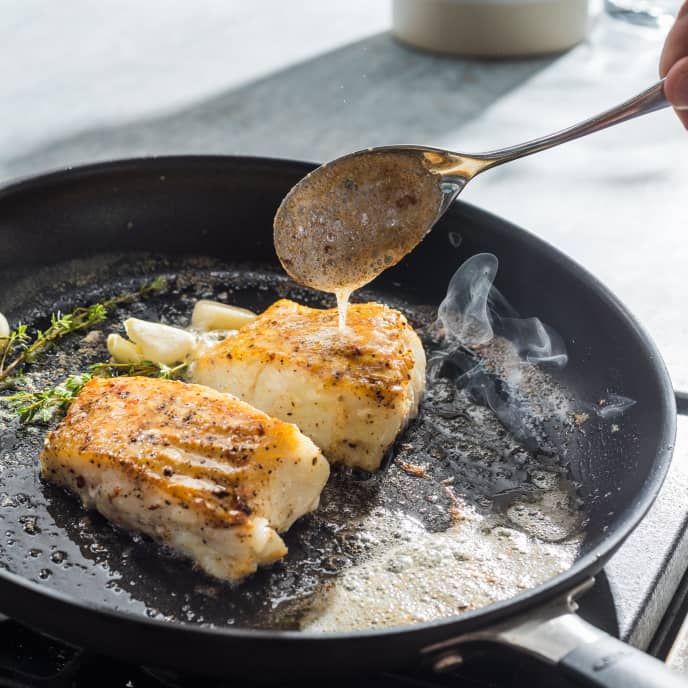 How to cook fish on the stove with butter?