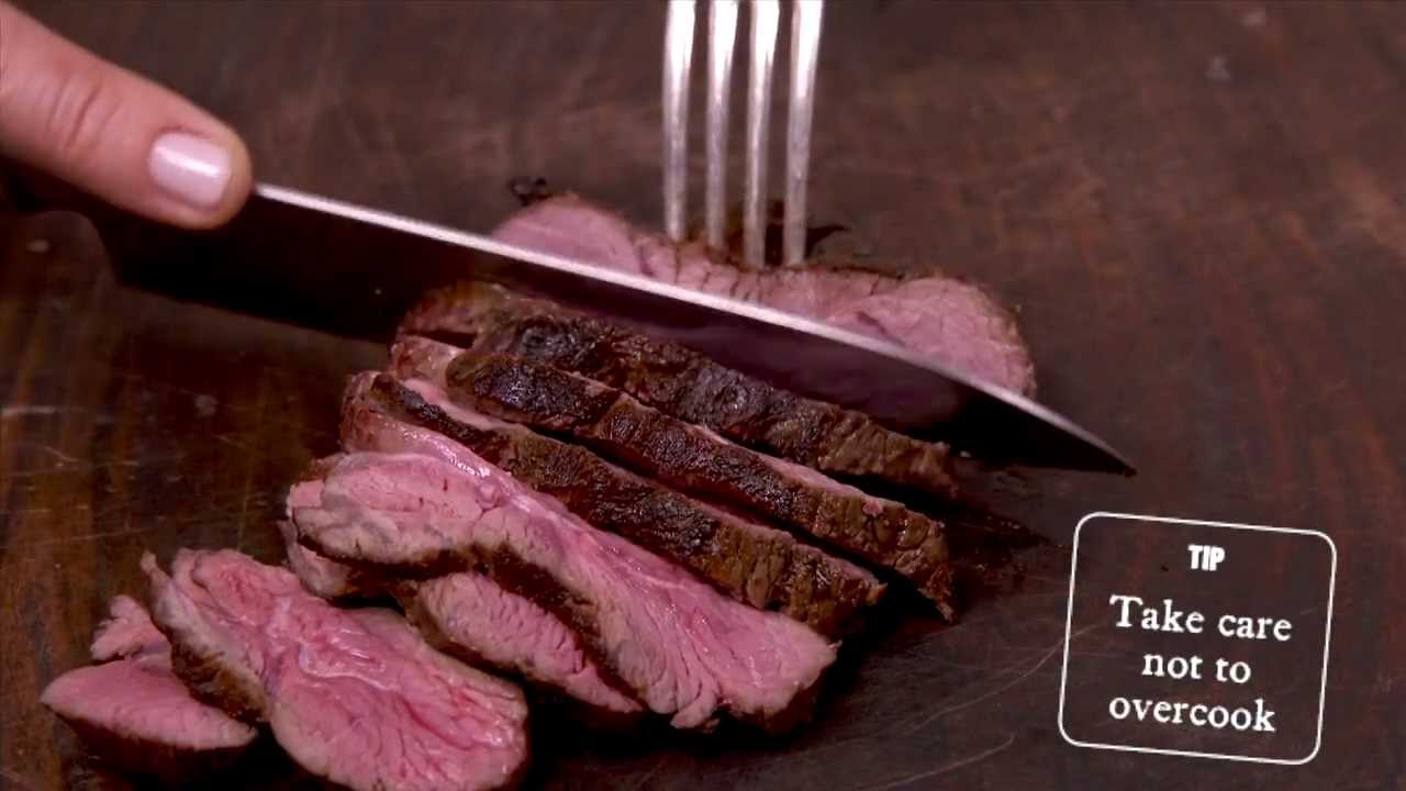How to cut a steak properly?
