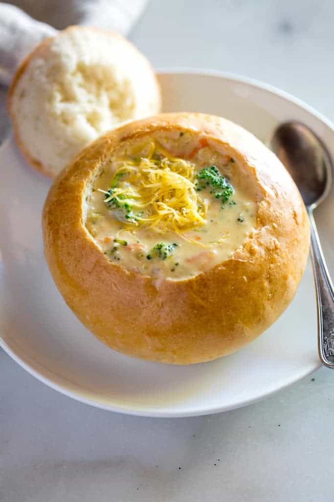 How to make homemade soup with bread?