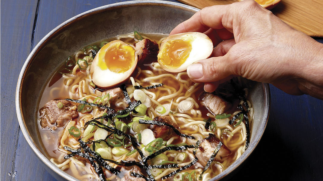 How to make Japanese ramen from scratch?