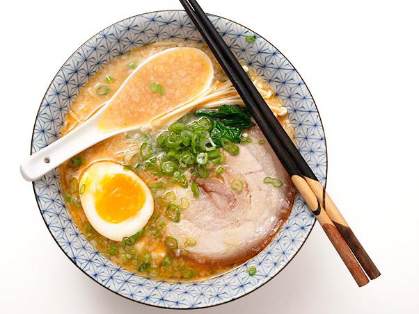 How to make ramen broth?