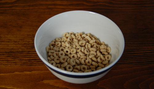 Is a bowl of cereal 1 cup?