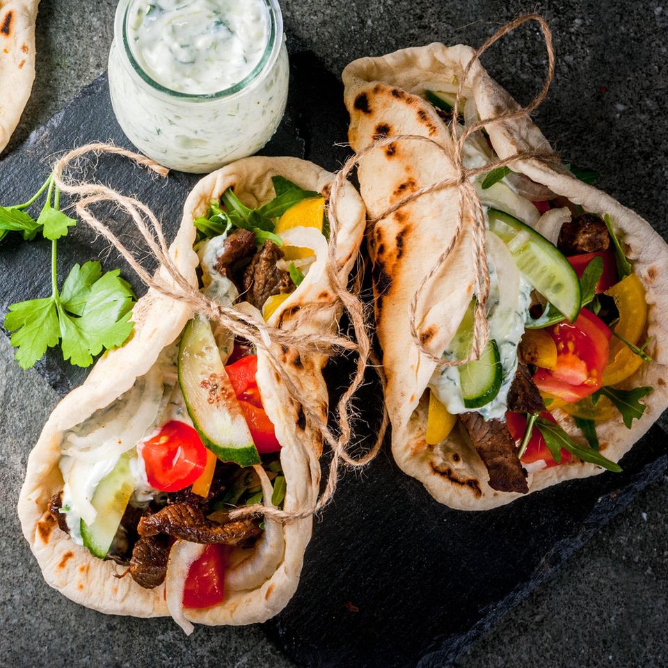 Is a gyro in a pita?