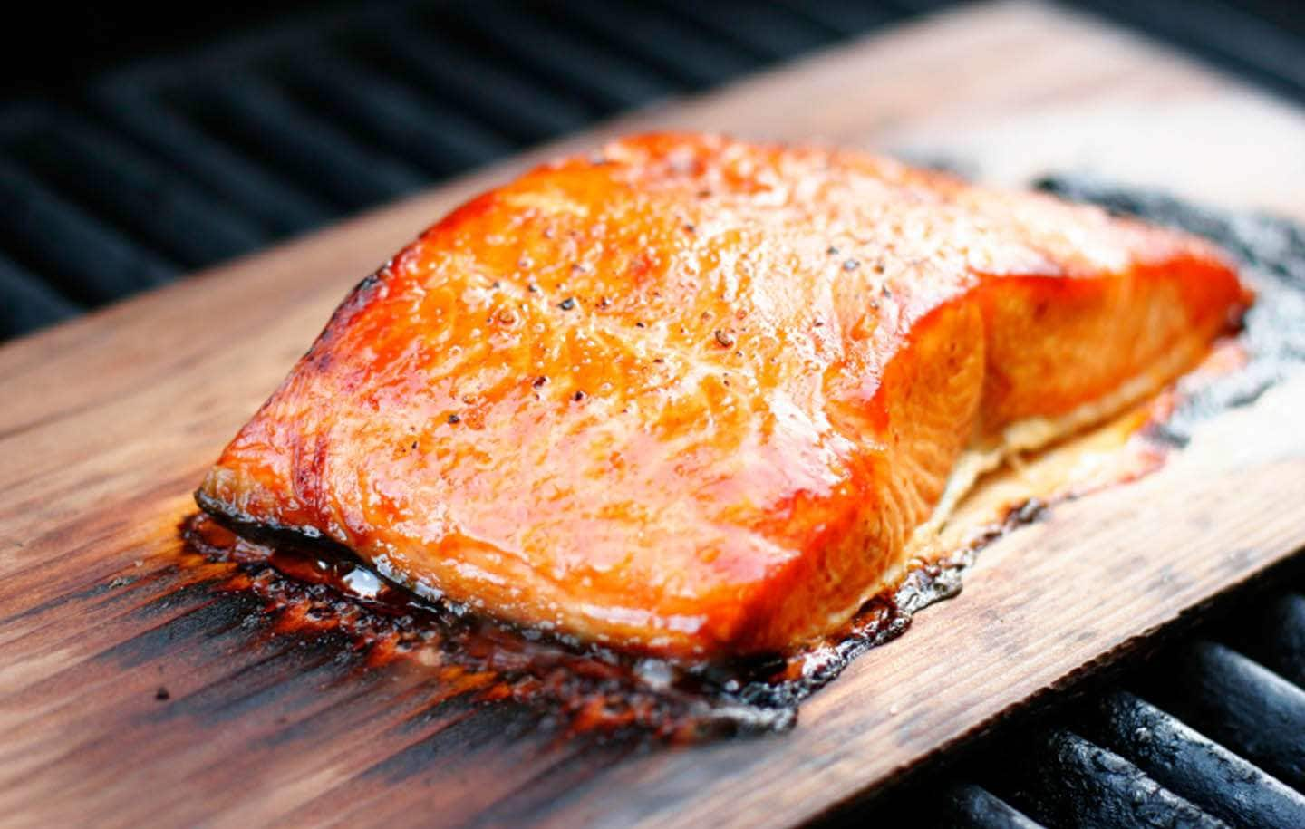 Is apple wood good for salmon?