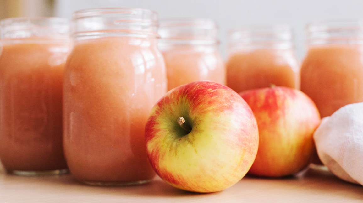 Is applesauce as nutritious as apples?