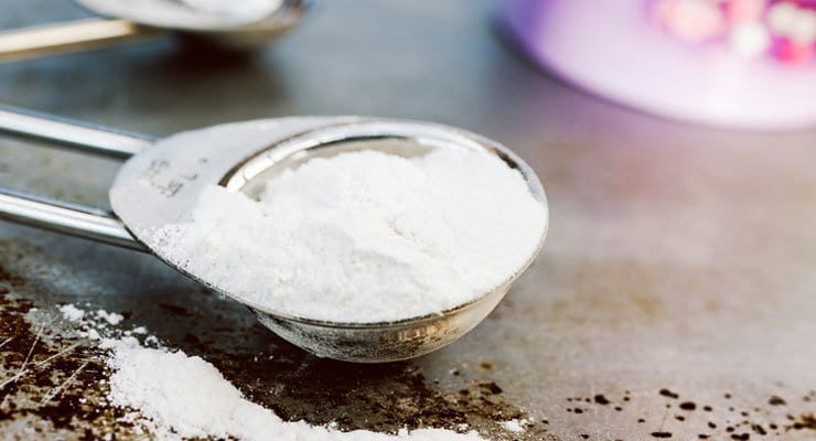 Is baking powder a thickener?