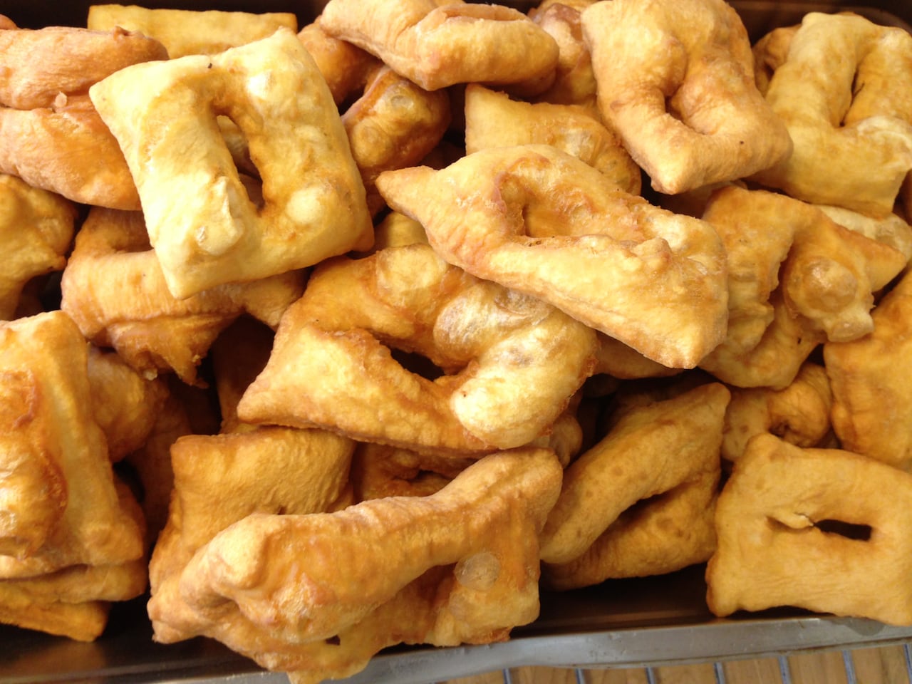 Is Bannock the same as frybread?