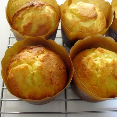 Is bread flour better for muffins?