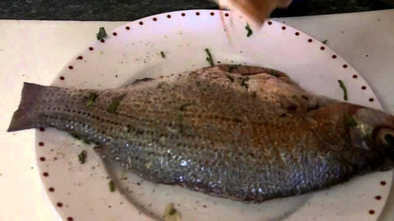 Is broiling fish unhealthy?