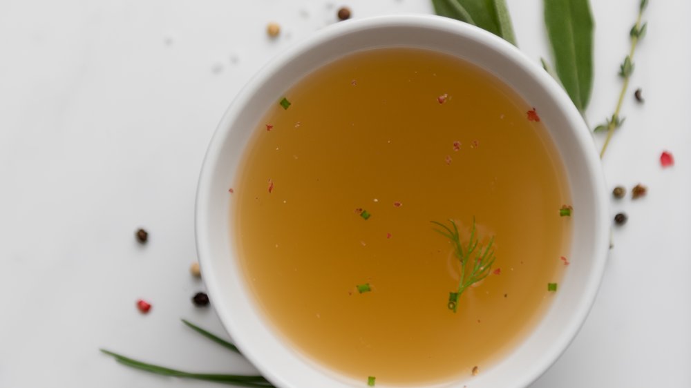 Is broth the same as clear soup?