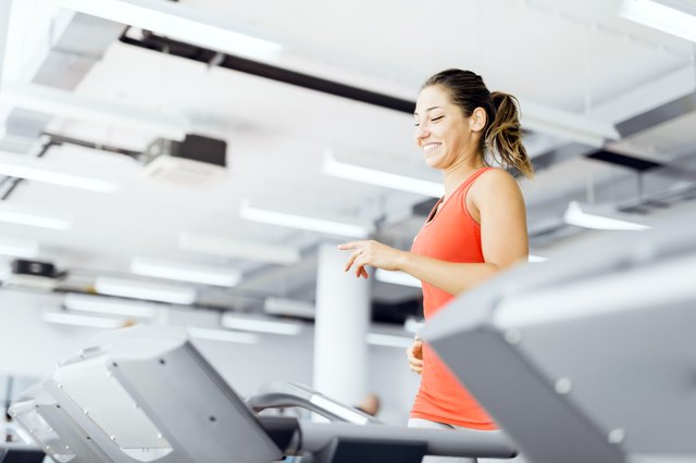Is burning 800 calories on a treadmill good?