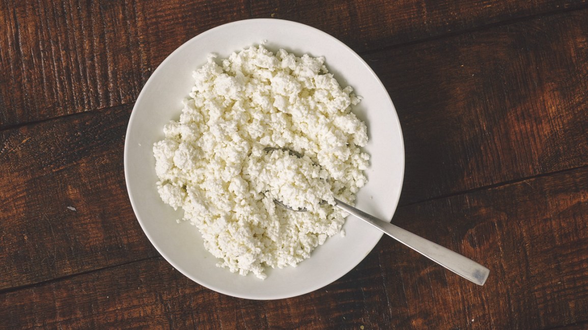 Is cottage cheese good for losing belly fat?