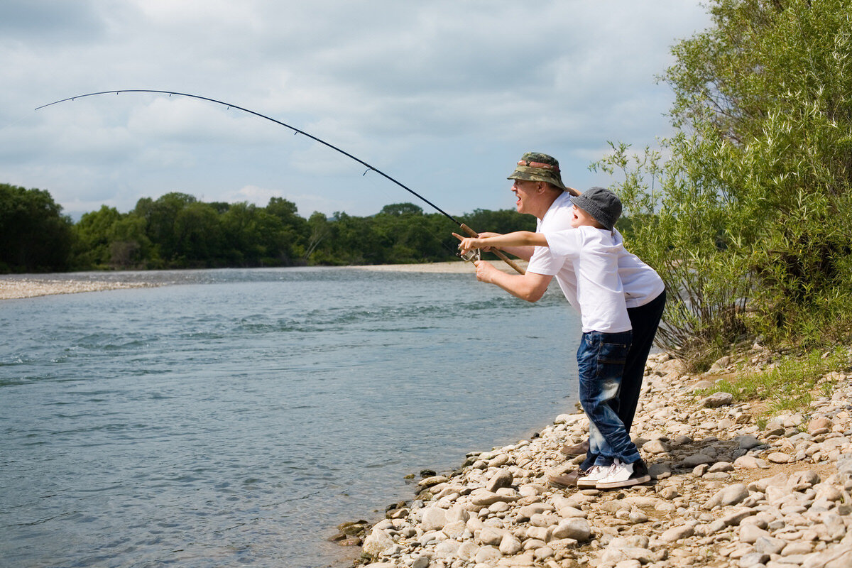 Is fishing in the middle of the day good?