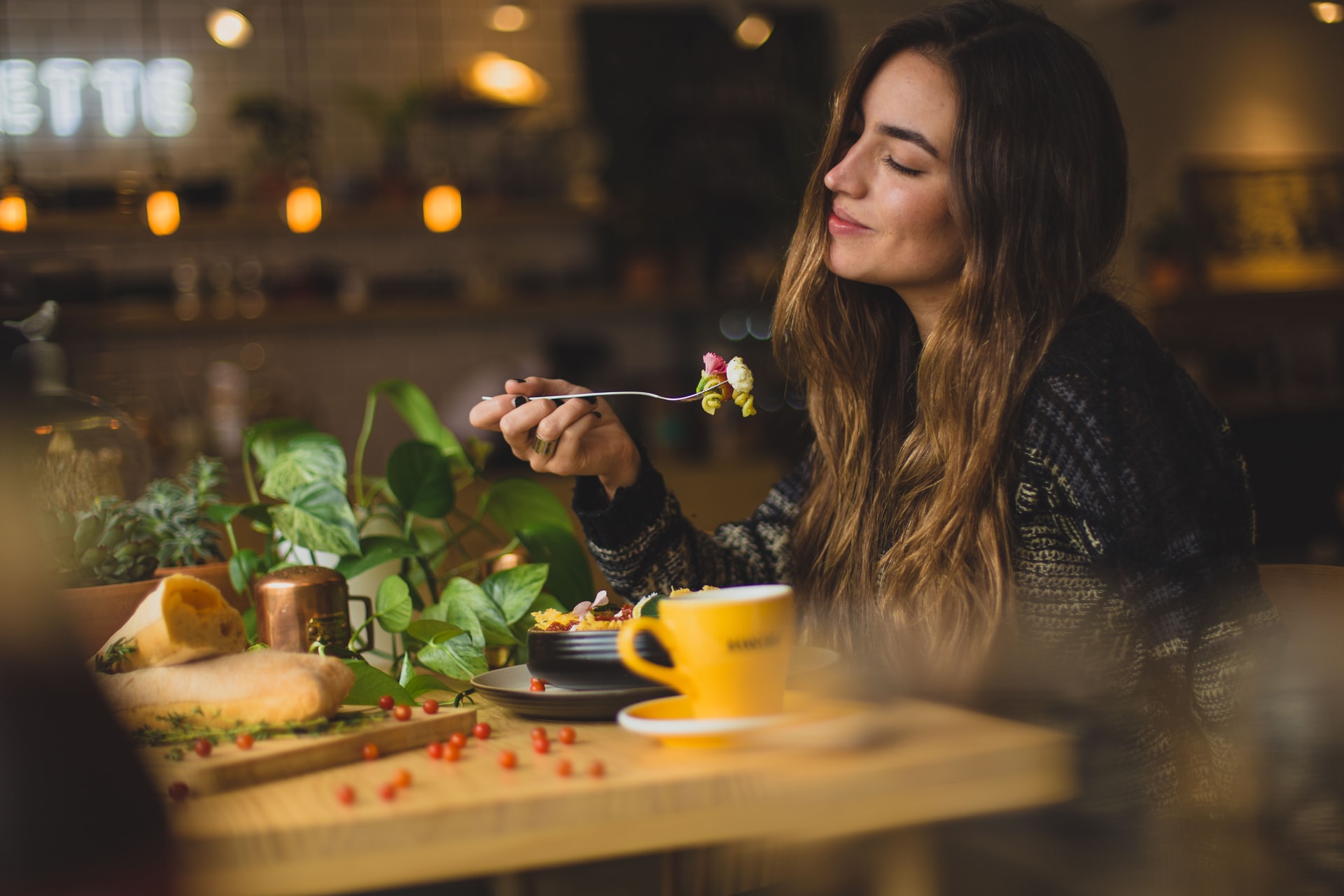 Is it awkward to eat alone?