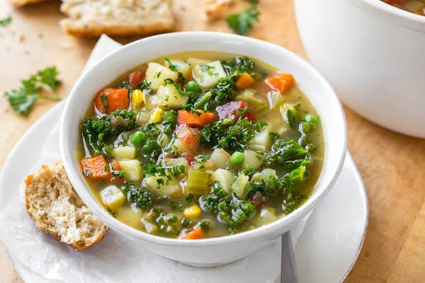 Is it better to have soup for lunch or dinner?
