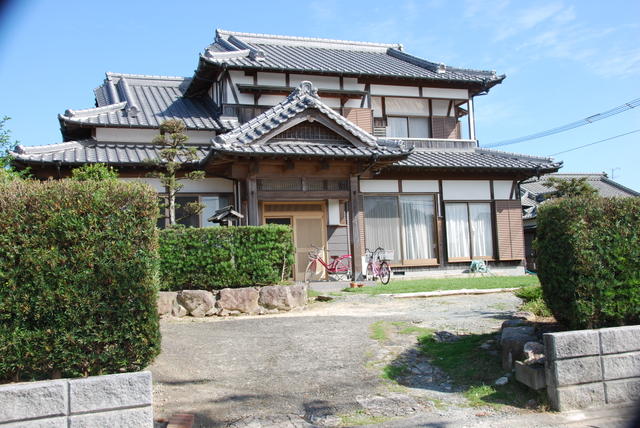 Is it good to buy a house in Japan?