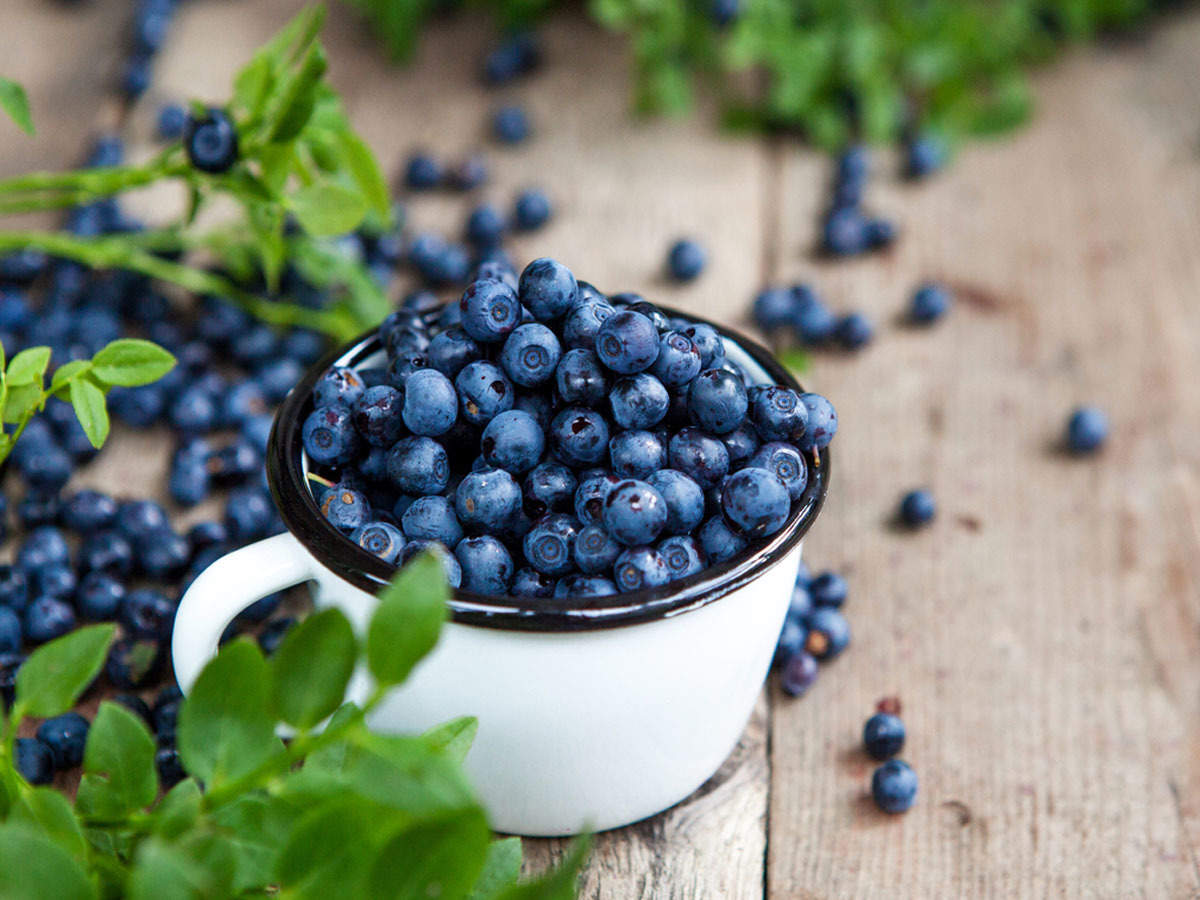 Is it good to eat a lot of blueberries?