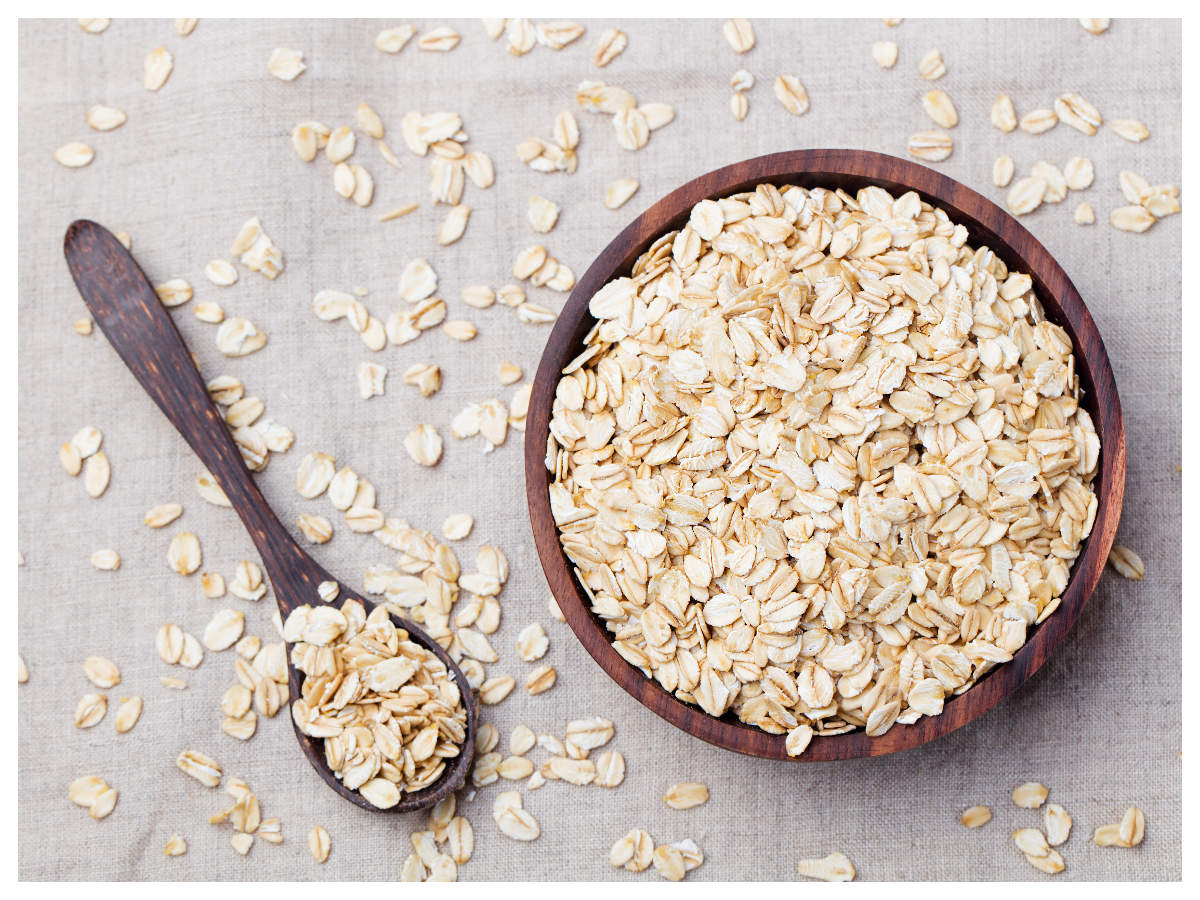 Is it good to eat oats at night?