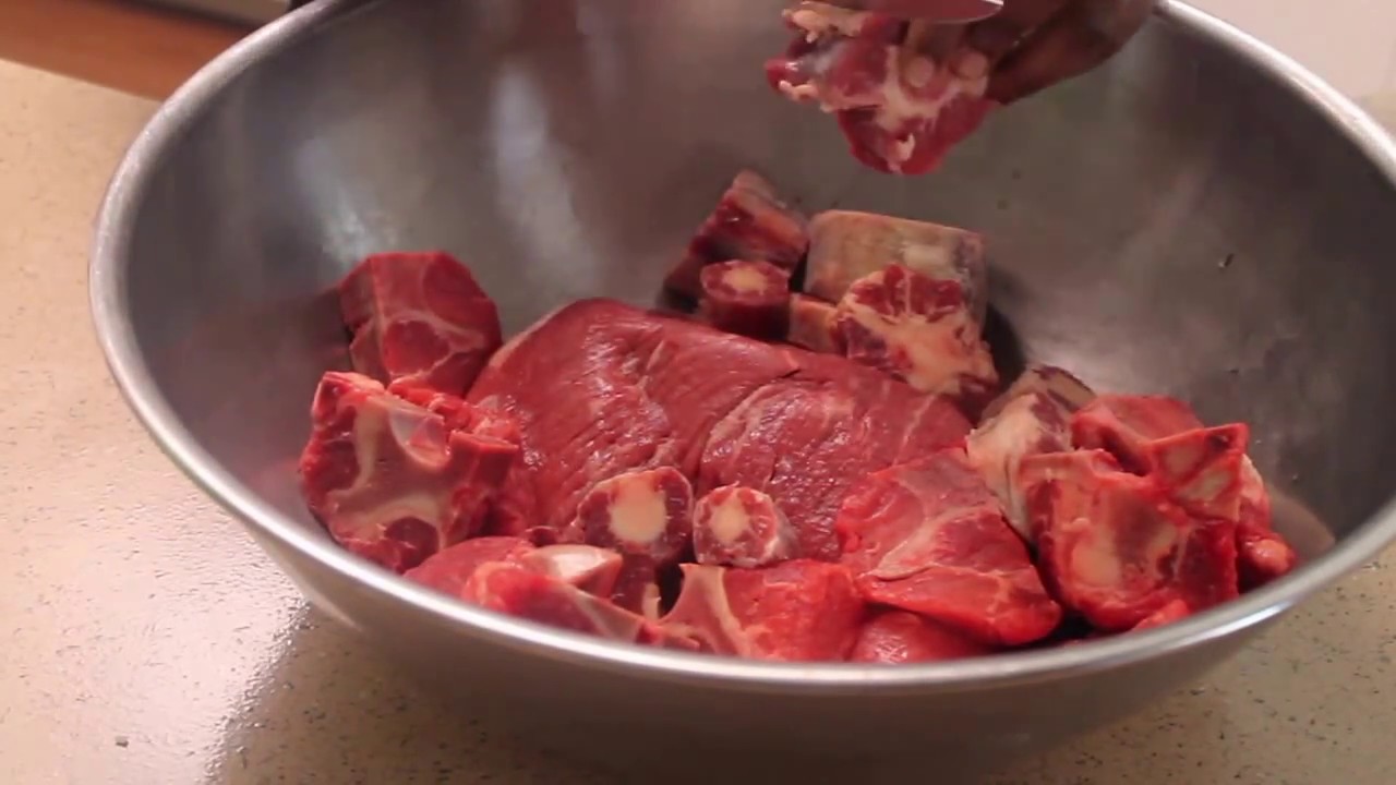 Is it necessary to clean oxtails?