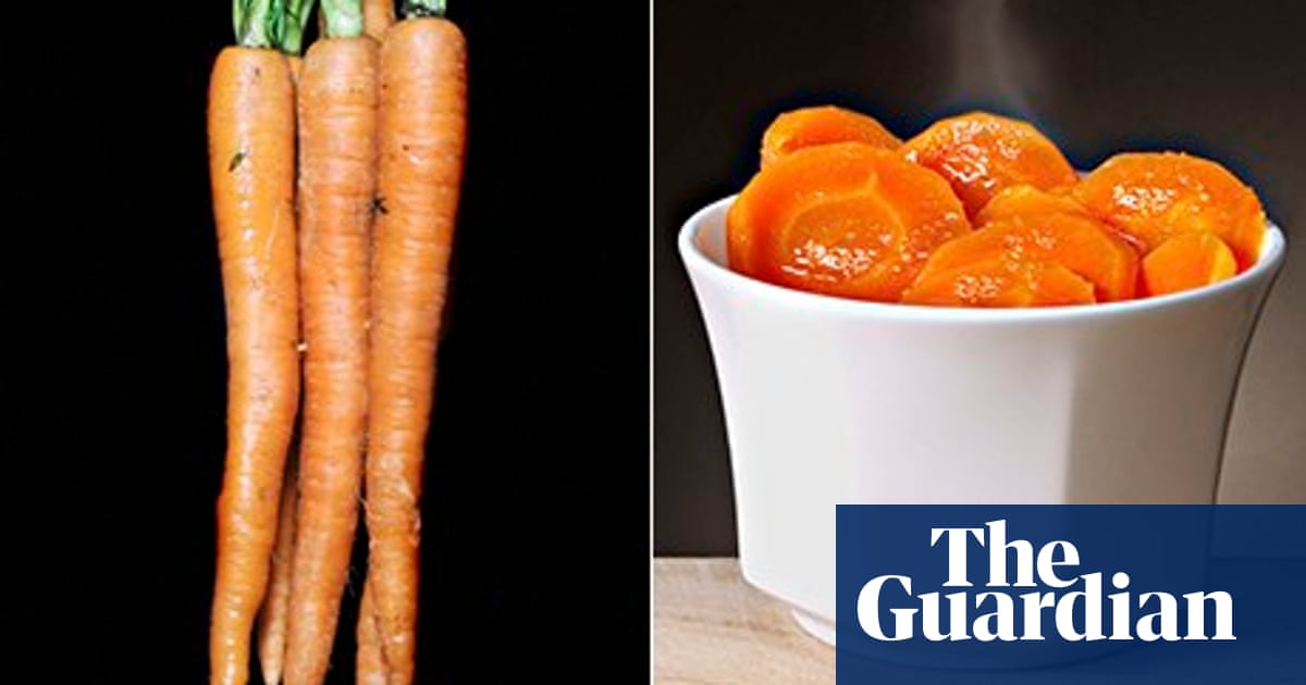 Is it OK to eat raw carrots?