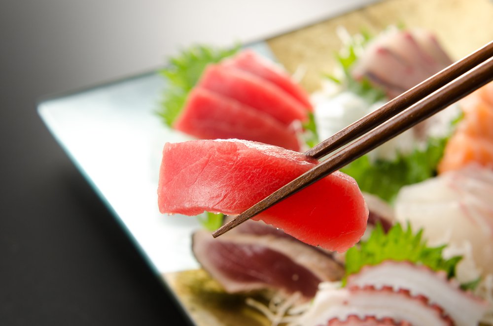 Is it OK to eat Redfish raw?