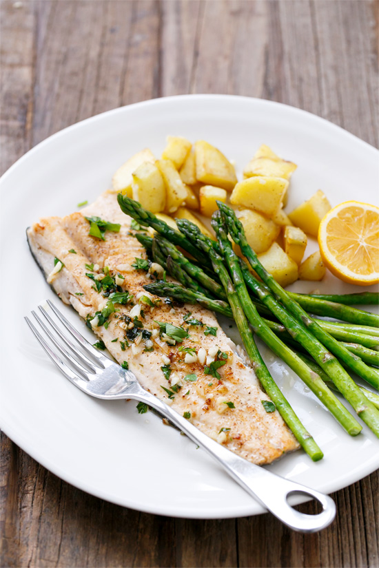 Is it OK to pan fry rainbow trout?