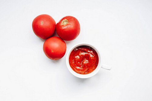 Is it OK to use out of date tomato puree?