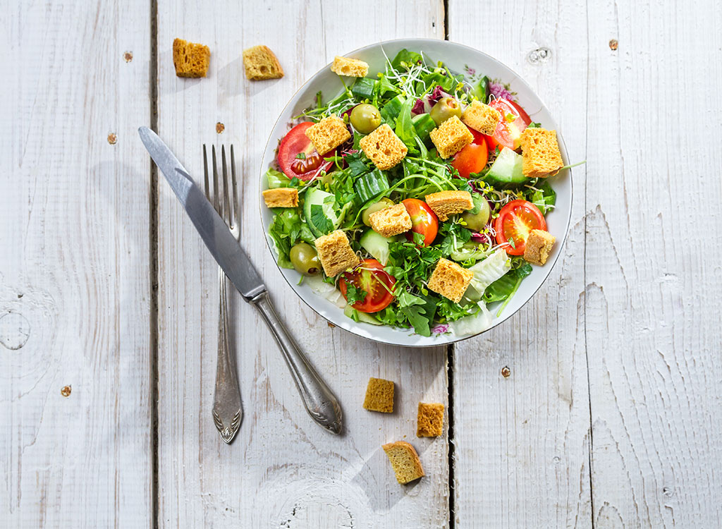 Is it okay to add croutons to salad?