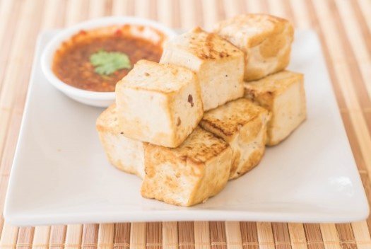 Is it okay to eat fried tofu on a diet?