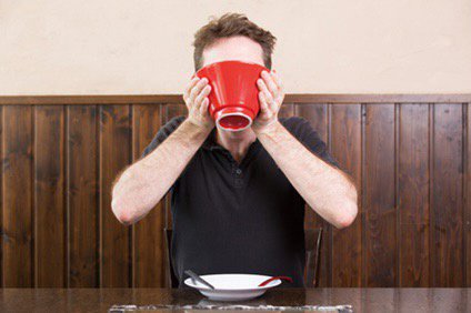 Is it rude to sip soup from bowl?