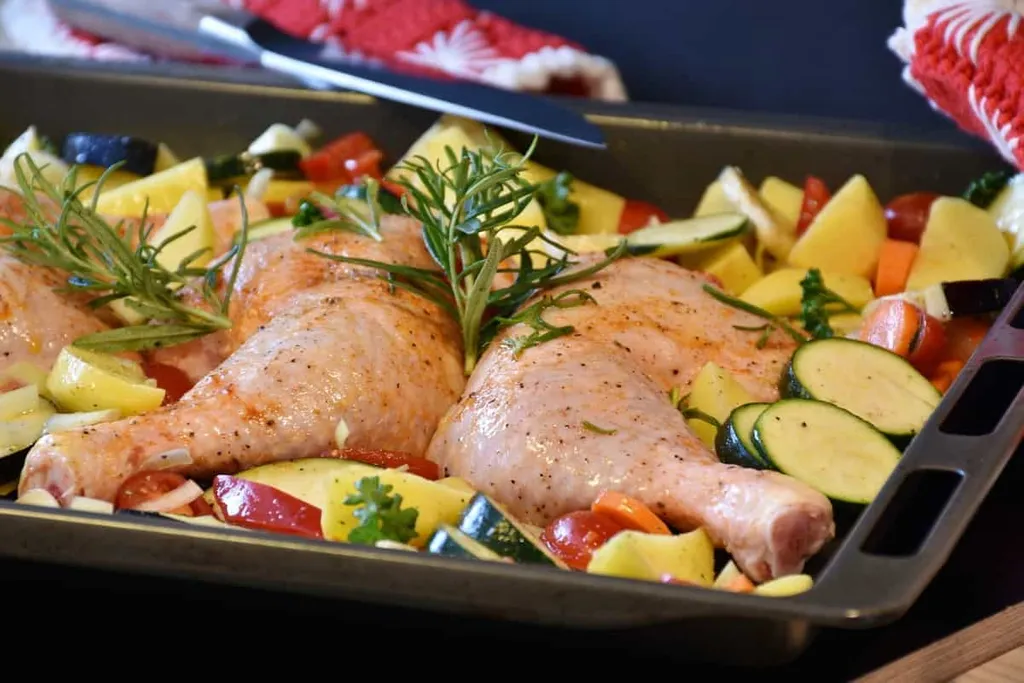 Is it safe to cook raw chicken and vegetables together?