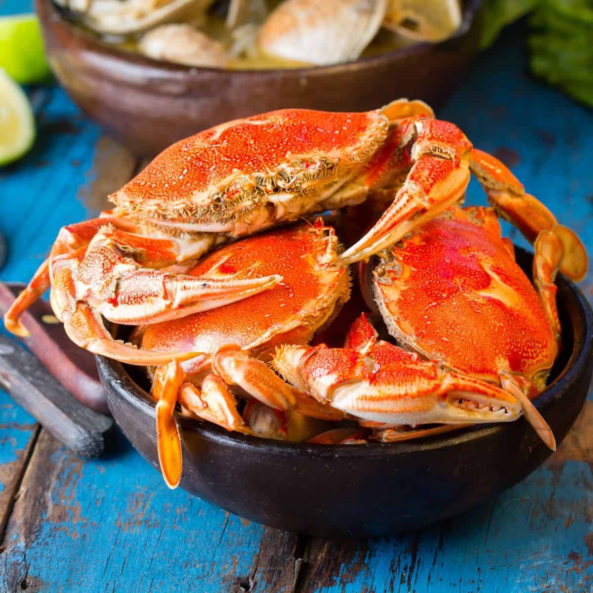 Is it safe to eat crab that has been frozen?