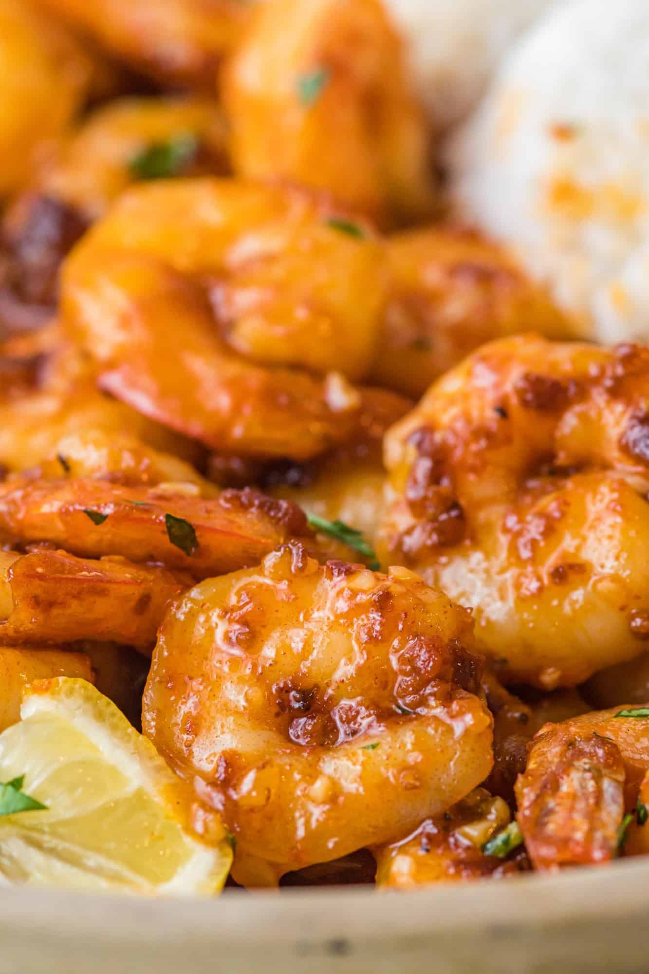 Is it safe to eat spicy garlic shrimp?