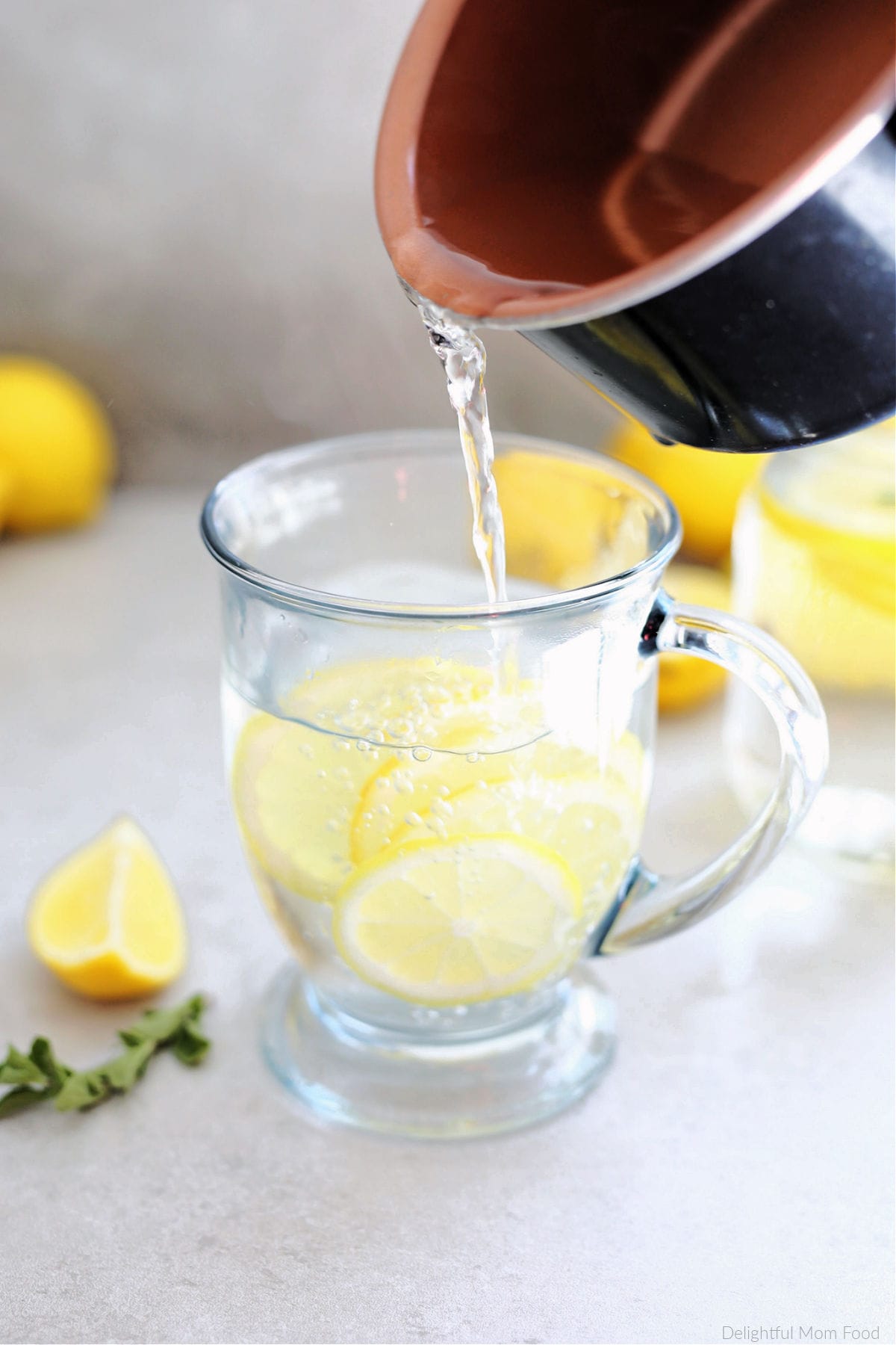 Is lemon water a clear liquid?