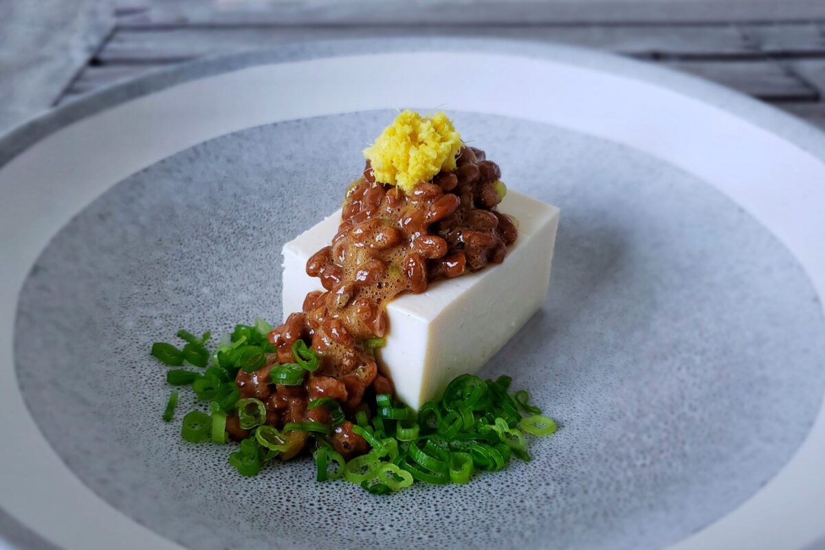 Is natto and tofu the same thing?