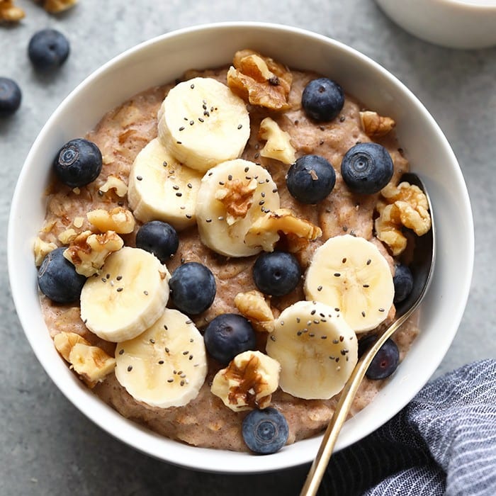 Is oatmeal a healthy breakfast?