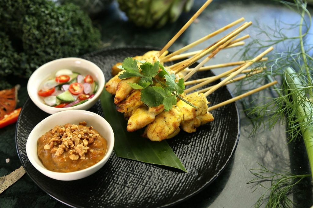 Is satay sauce good for weight loss?