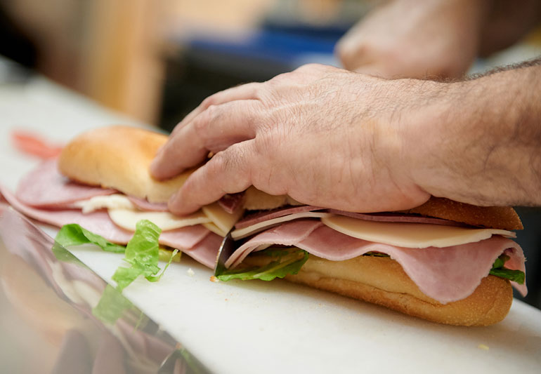 Is sliced sandwich meat healthy?