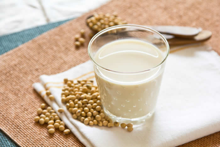 Is soy milk rich in iodine?