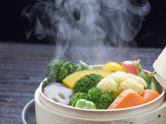 Is steaming food better than boiling?