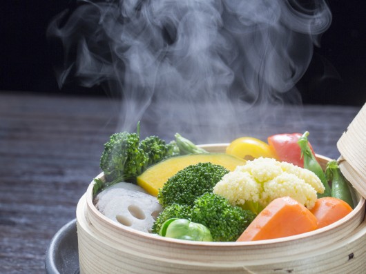 Is steaming food better than cooking?